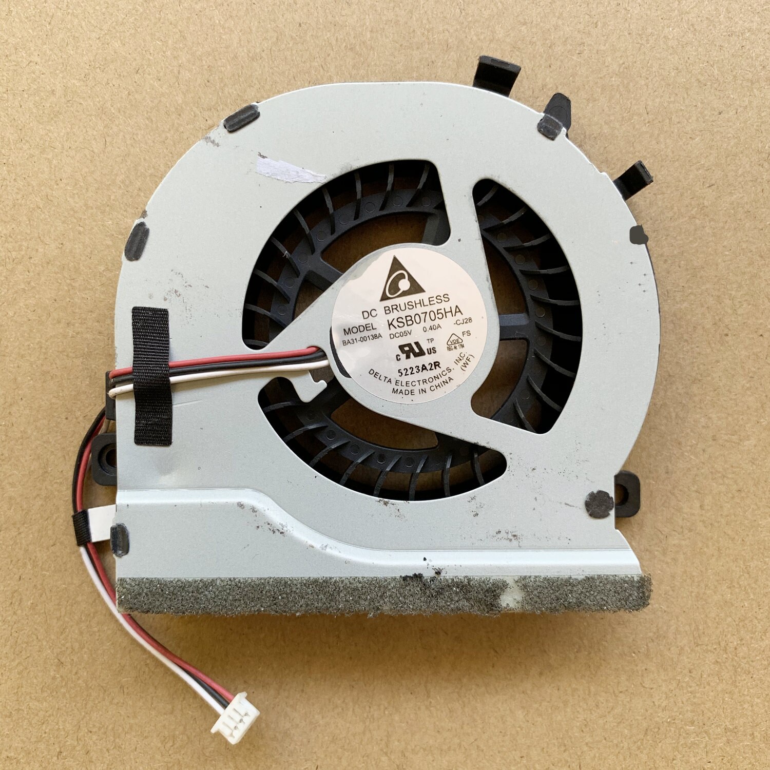 Cooling Fans KSB0705HA-CJ28 Samsung NP270E5E NP270E5V NP300E5E NP300E5V ...